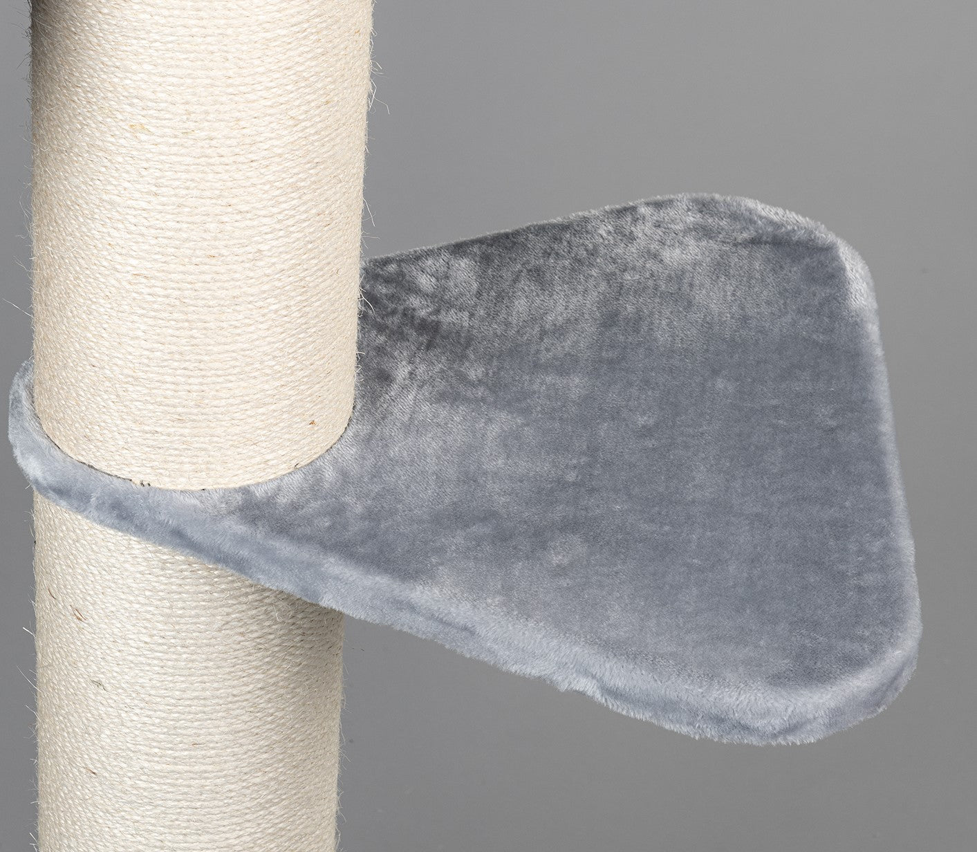 Light Grey-Coloured Step – Large Cat Tree Lying Area from Cat Tree King